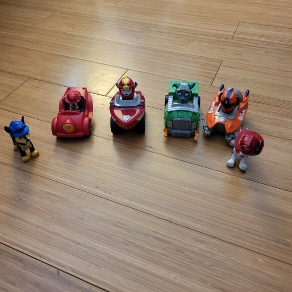 Nickelodeon | Toys | Paw Patrol Lot 6 Total 3 Figurines And 3 Figurines ...